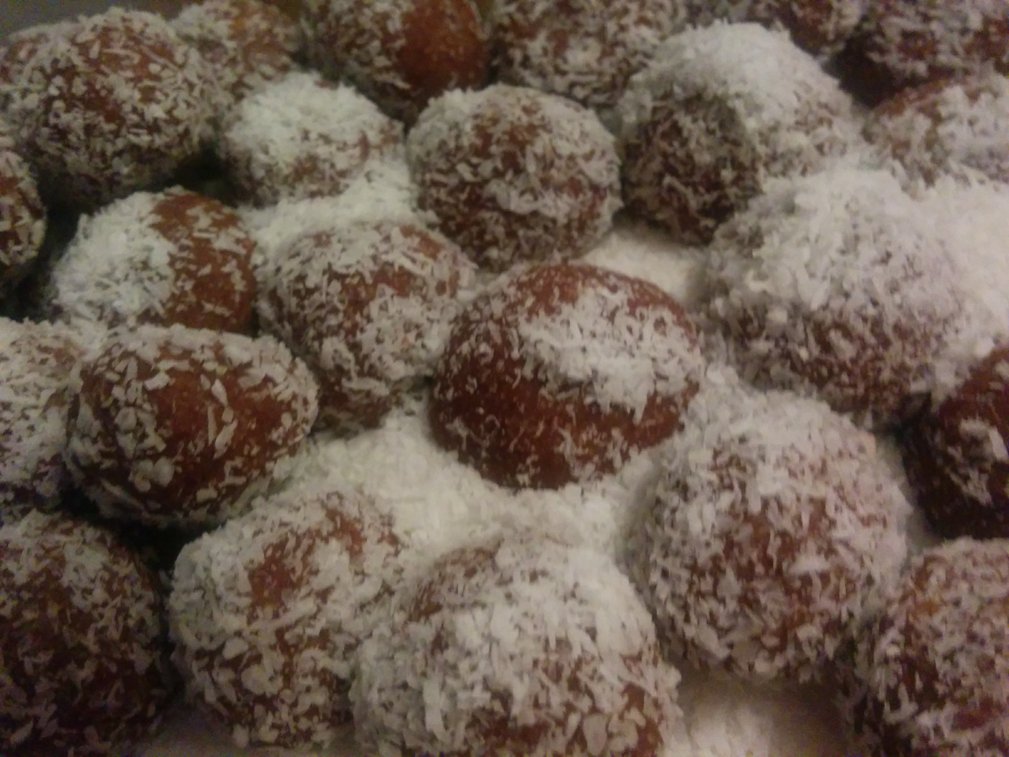 New Year’s Eve Kahlúa Liqueur Balls – The Grantham Gardener
